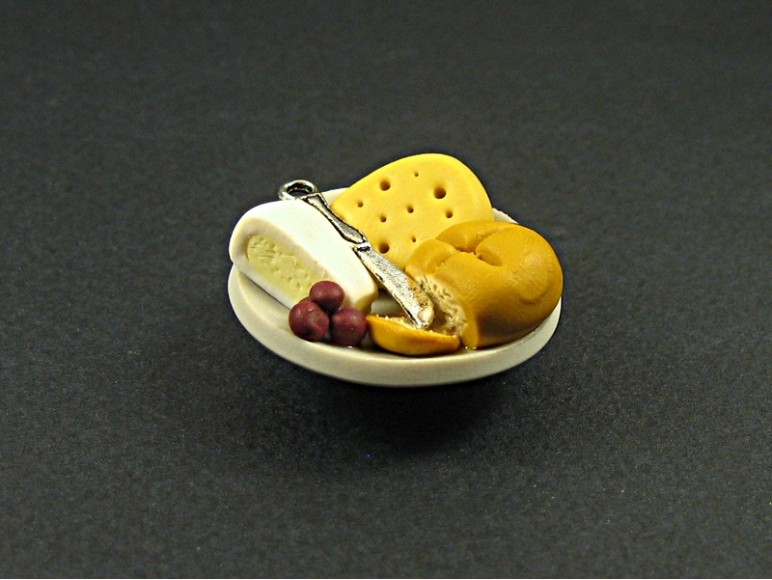 Magnet pour frigo assiette de fromages